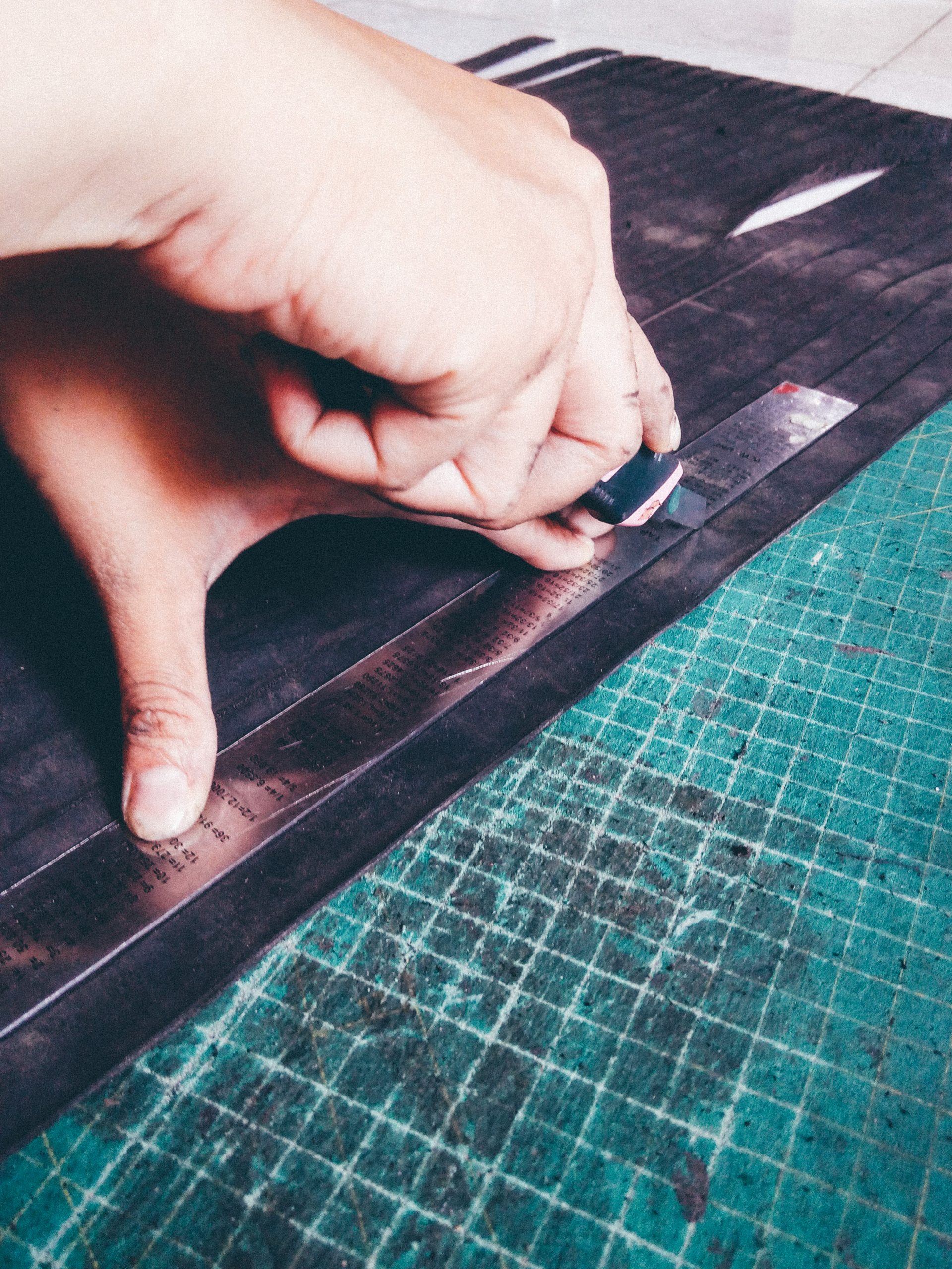 ERIC KIM NECK STRAP MARK II - ERIC KIM