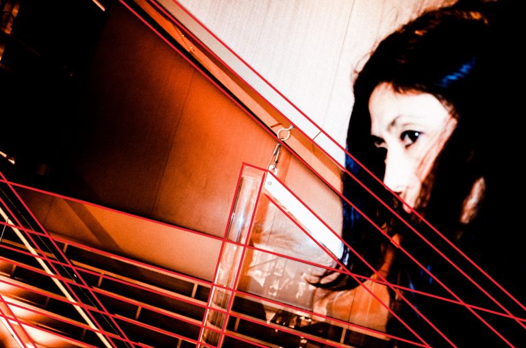 5 Dynamic Off-Center Street Photography Compositions – ERIC KIM