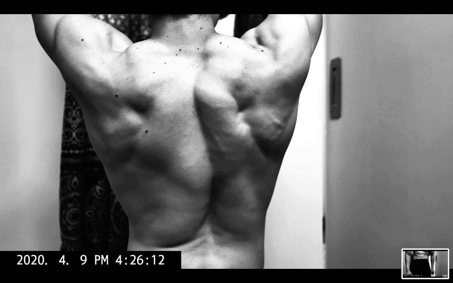 ERIC KIM muscle flex 4k screenshot 00042 – ERIC KIM