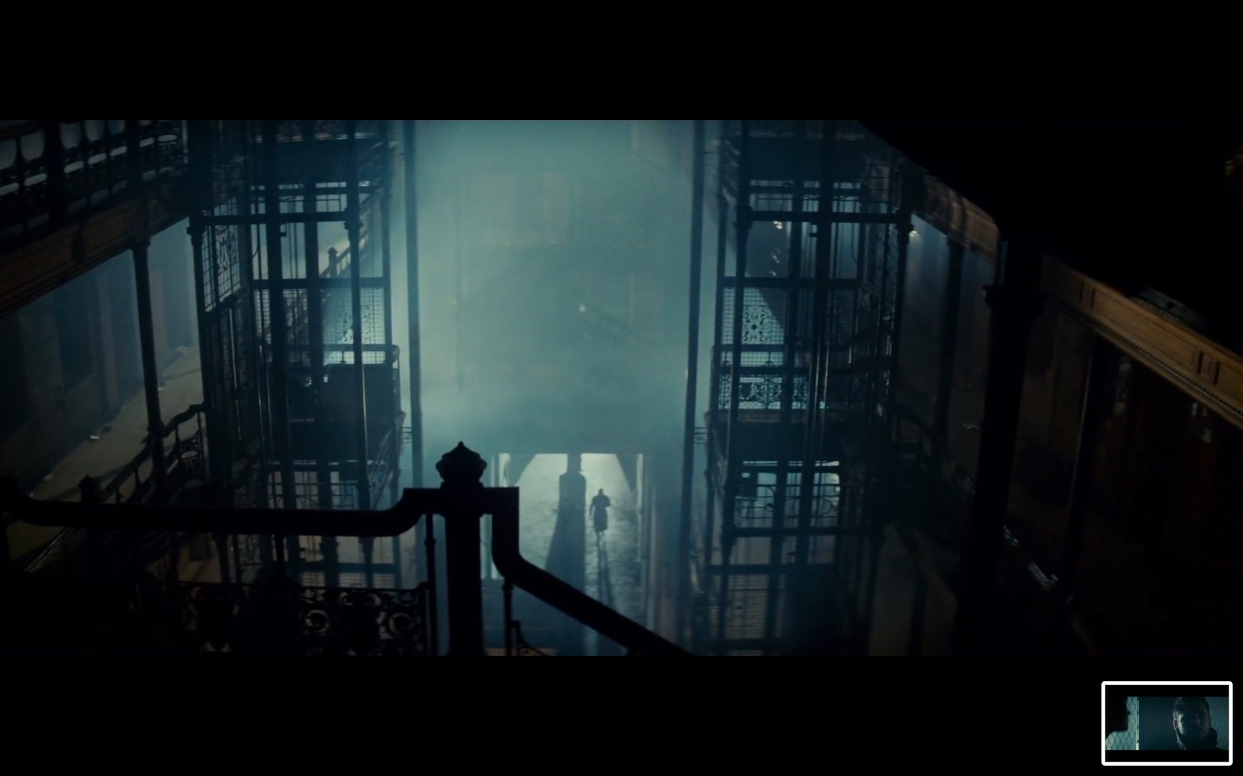 BLADE RUNNER (1982 Original) Cinematography Review & Thoughts vs the ...