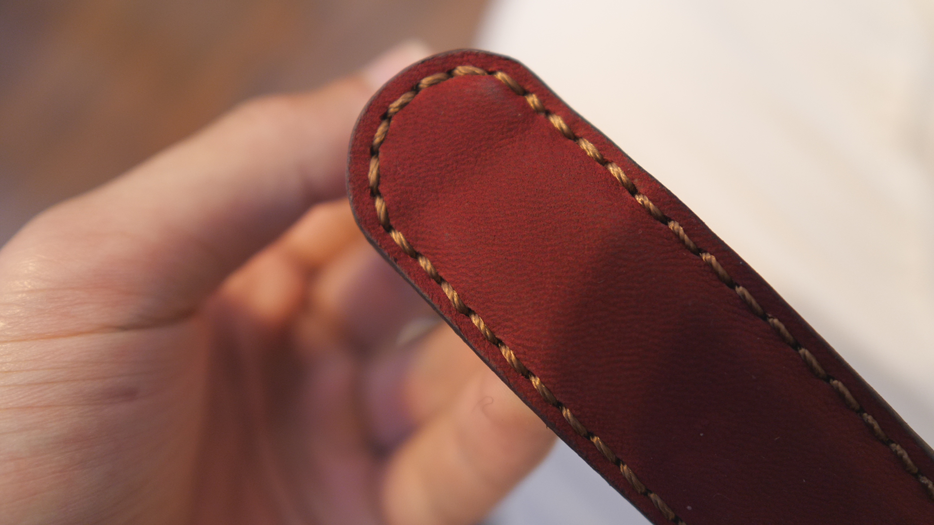 henri neck strap mark iv blood red 5 – ERIC KIM