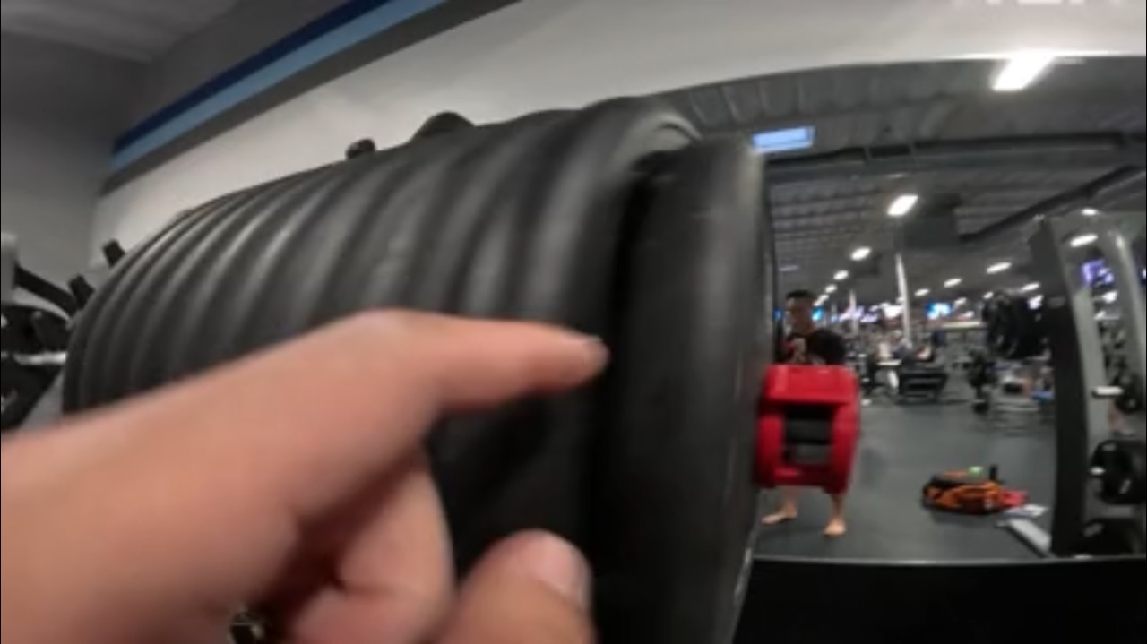 935 POUND ATLAS LIFT SQUAT STATIC HOLD INSANE HYPELIFTING DEMIGOD MODE. - ERIC KIM