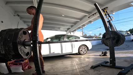 TOPLESS OFF THE GRID WORKOUT: I LOVE THE LA SUN! - ERIC KIM